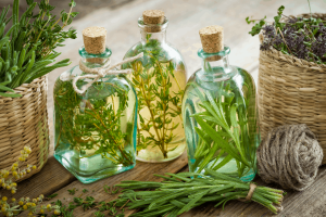 How to Mix Essential Oil With Water | Green Living Zone